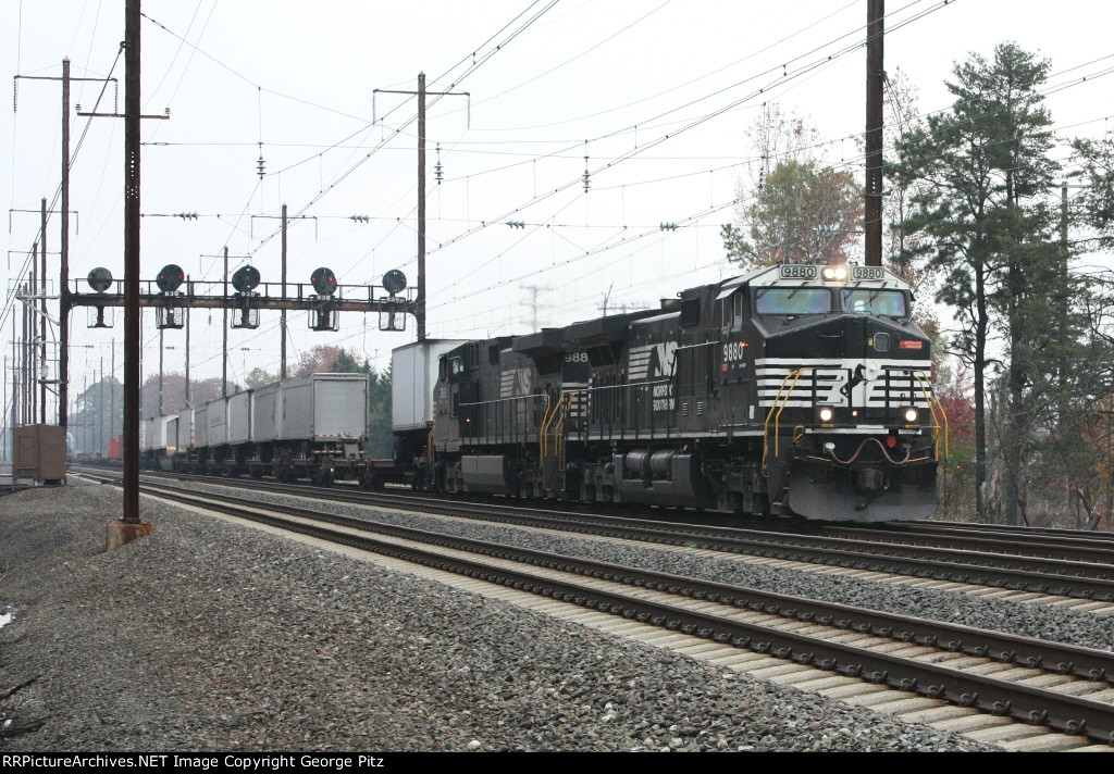 NS train 24M at the 836 signals